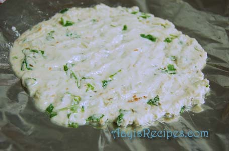 Masala rice roti (masala akki rotti) - Aayi's Recipes